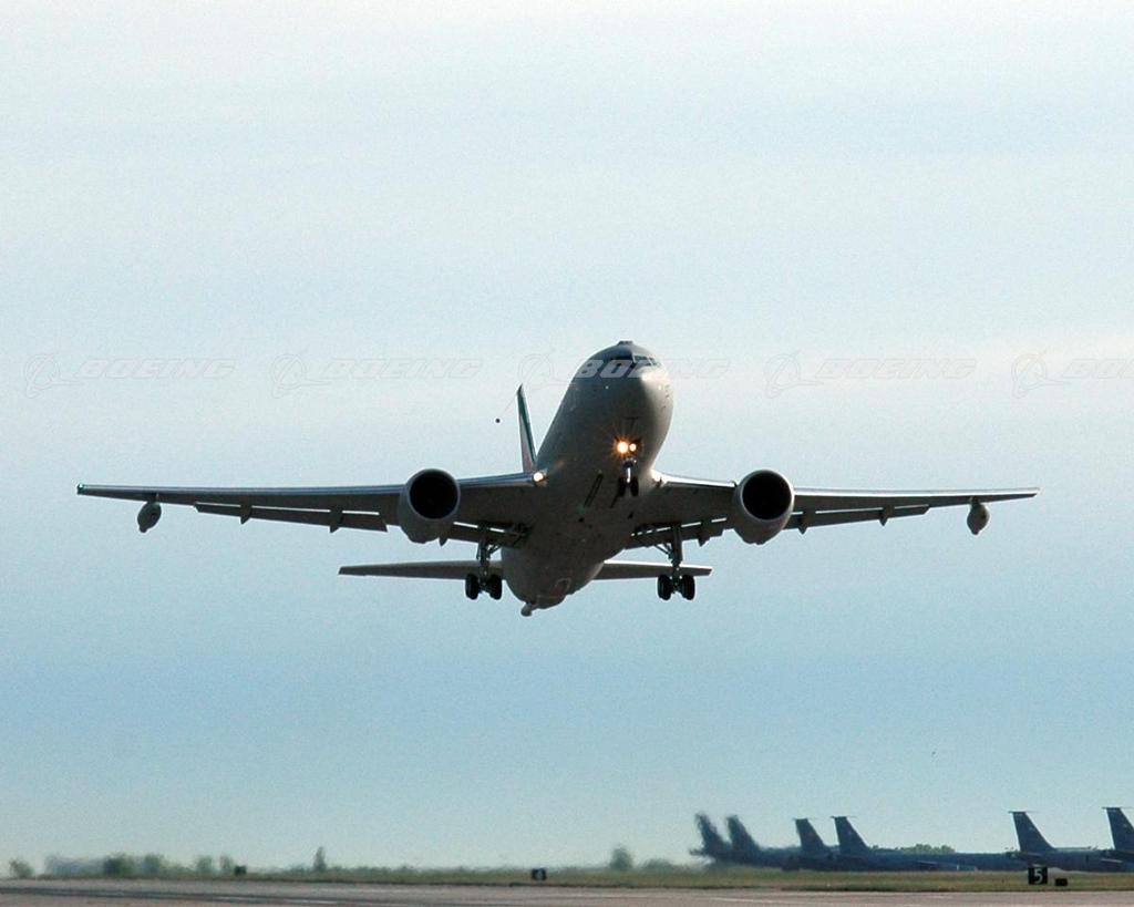 Boeing Images - KC-767 Global Tanker Takes Off