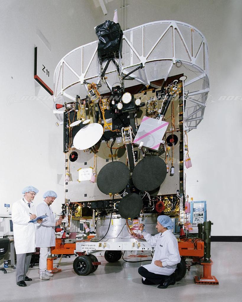Boeing Images - 601 Satellite, UHF Follow-On, in Assembly