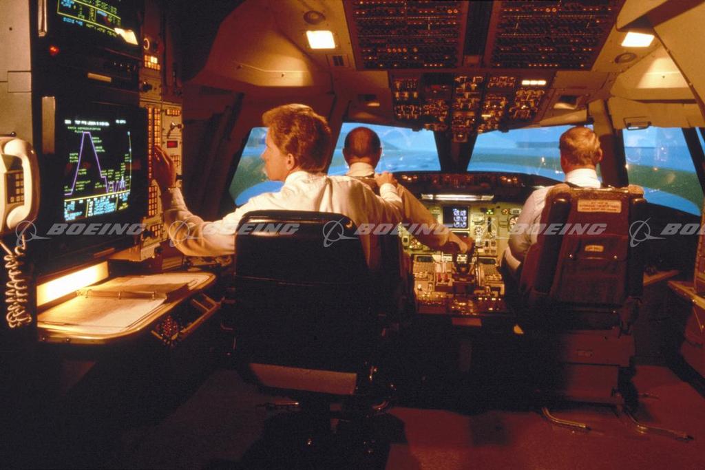 Boeing Images - 767 Flight Crew Simulator