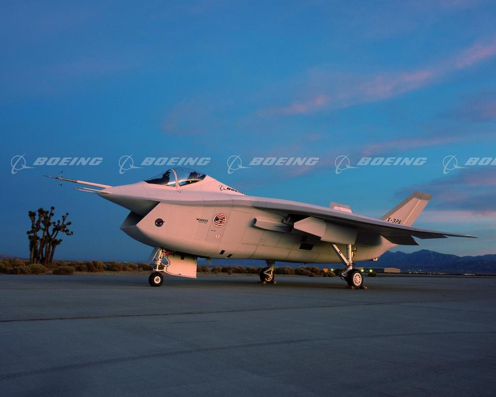 Boeing Images - X-32A Joint Strike Fighter (JSF) Concept Demonstrator ...