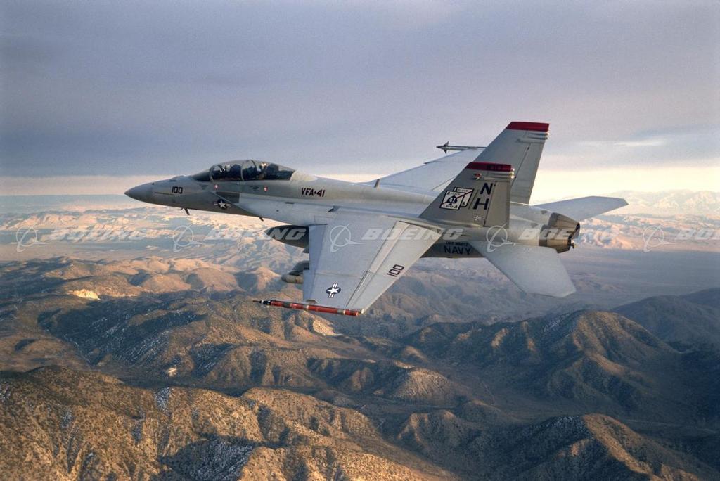 Boeing Images - F/A-18E/F Super Hornet in Flight
