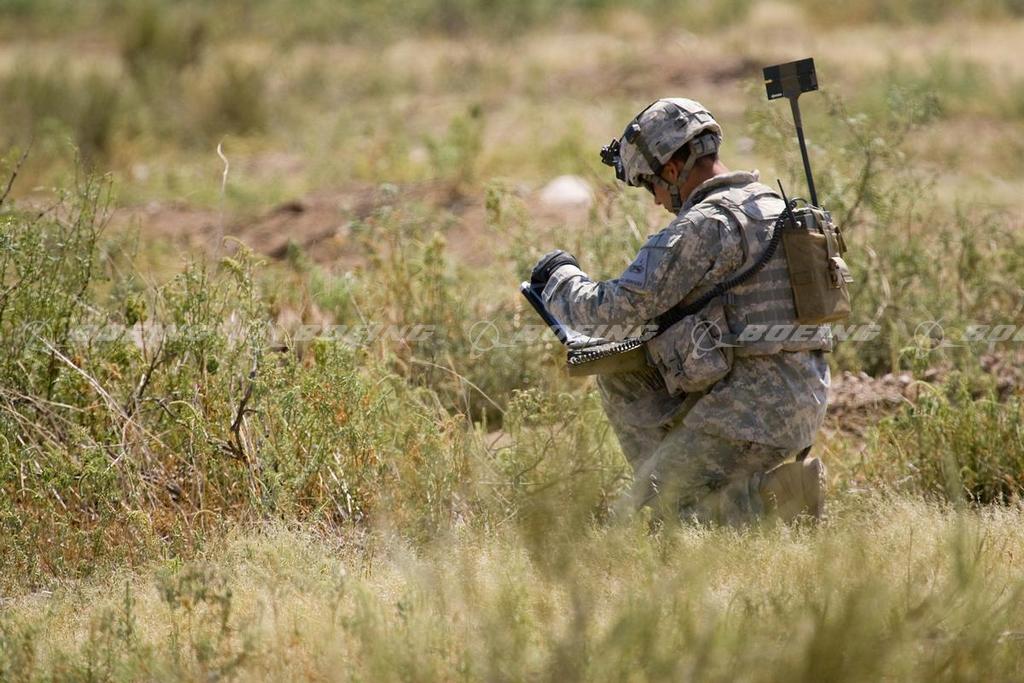 Boeing Images - Soldier Field-Tests Boeing BCTM Communications Gear
