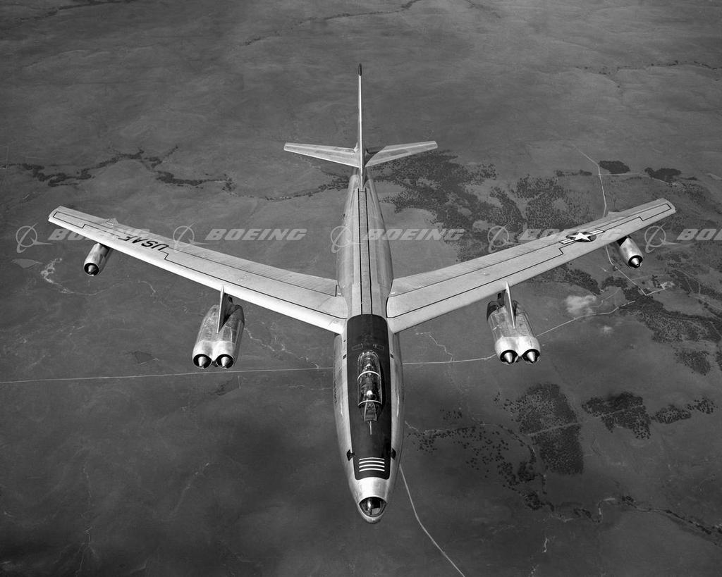 Boeing Images - RB-47E Straotjet in Flight
