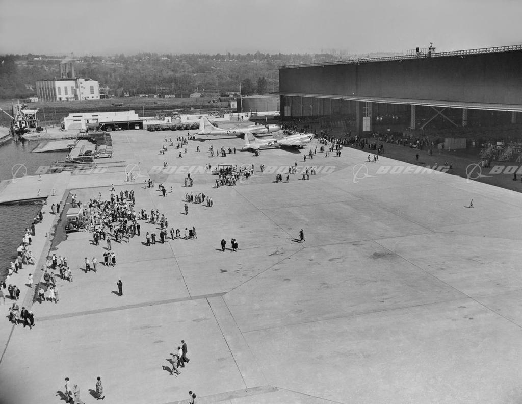 Boeing Images - B-17 Flying Fortress and B-29 Superfortress