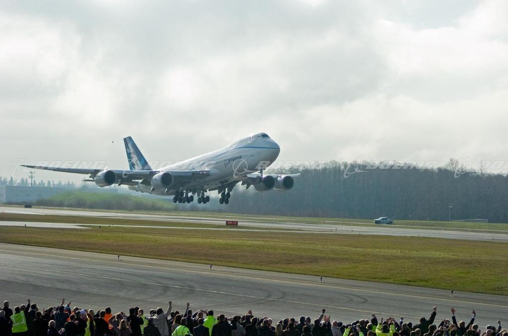 Boeing Images - Boeing 747-8F Taking Off for First Flight