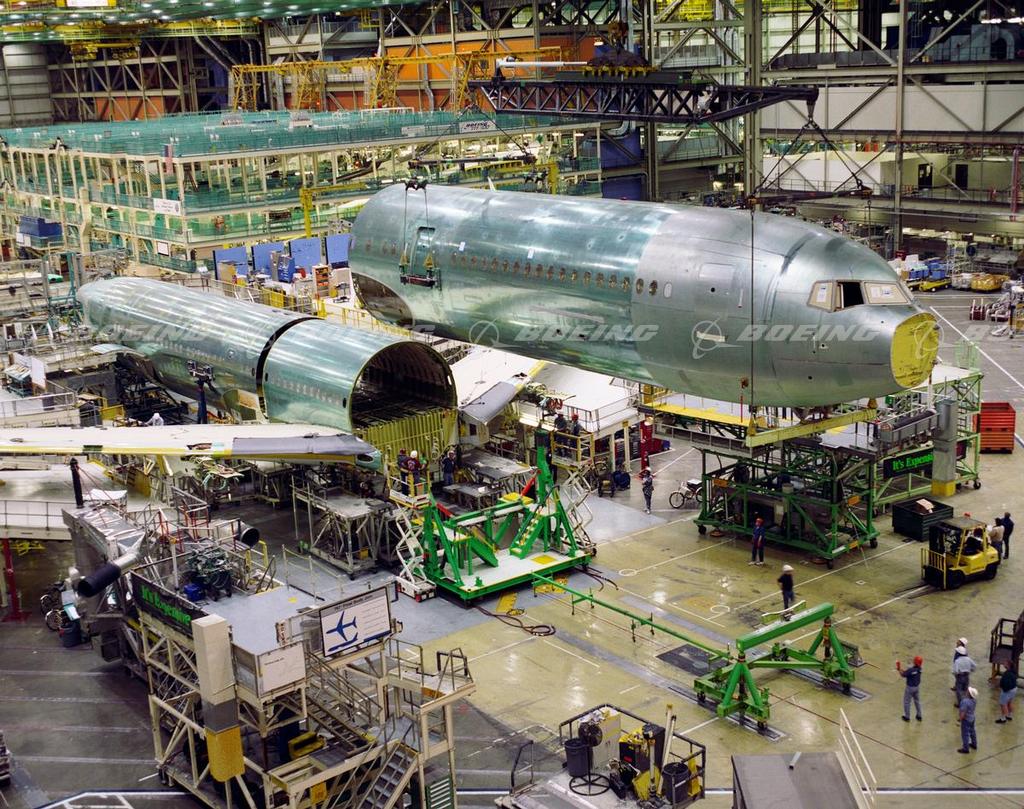 Boeing Images - 767-400ER Body Join