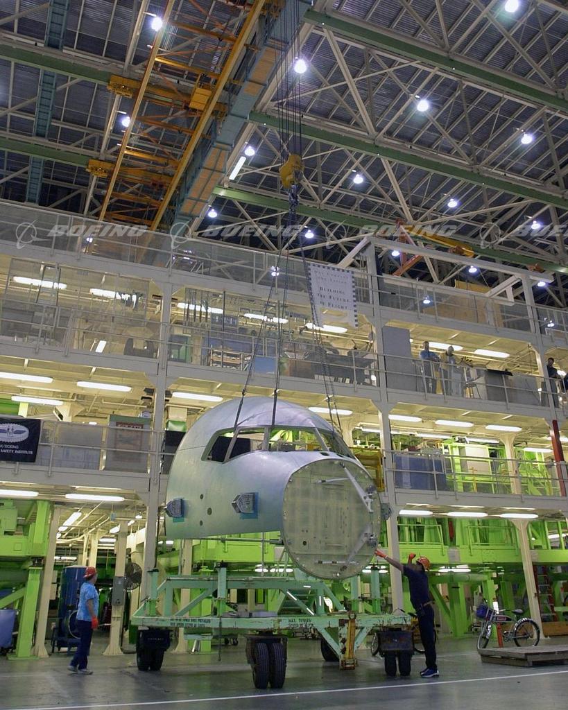 Boeing Images - Movement of 737 Nose Section during Manufacture