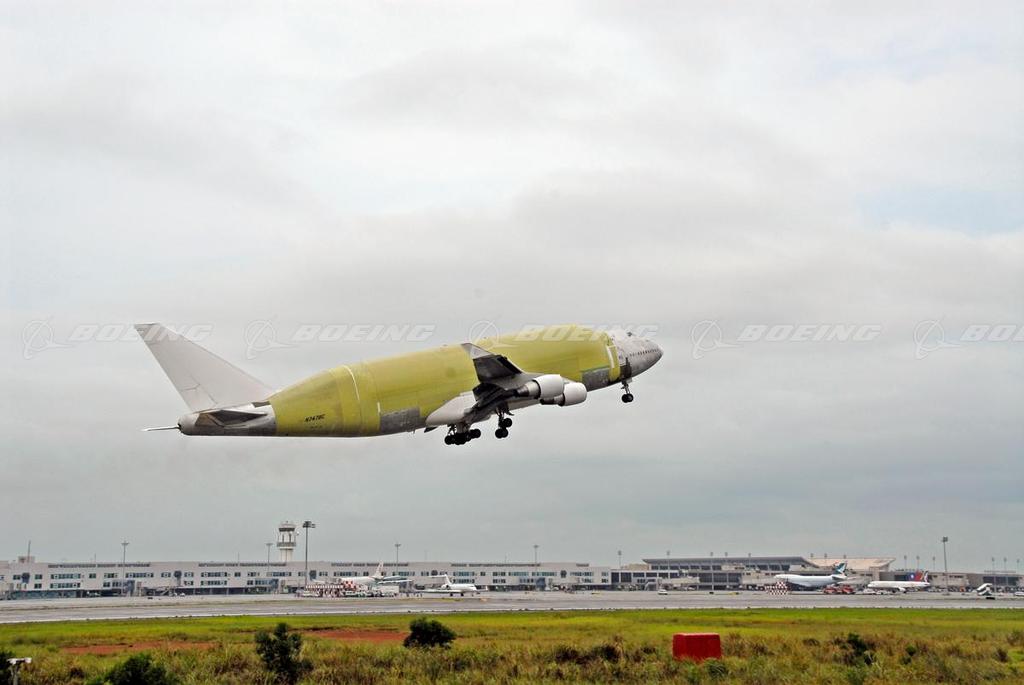Boeing Images - Dreamlifter Large Cargo Freighter First Take Off in Taipei