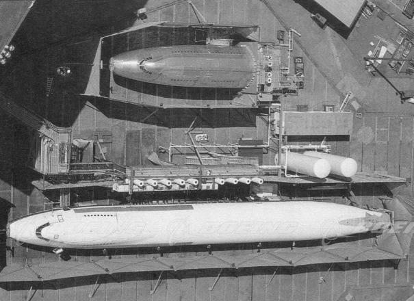 Boeing Images - Boeing 747 Cyclic Fuselage Pressure Test