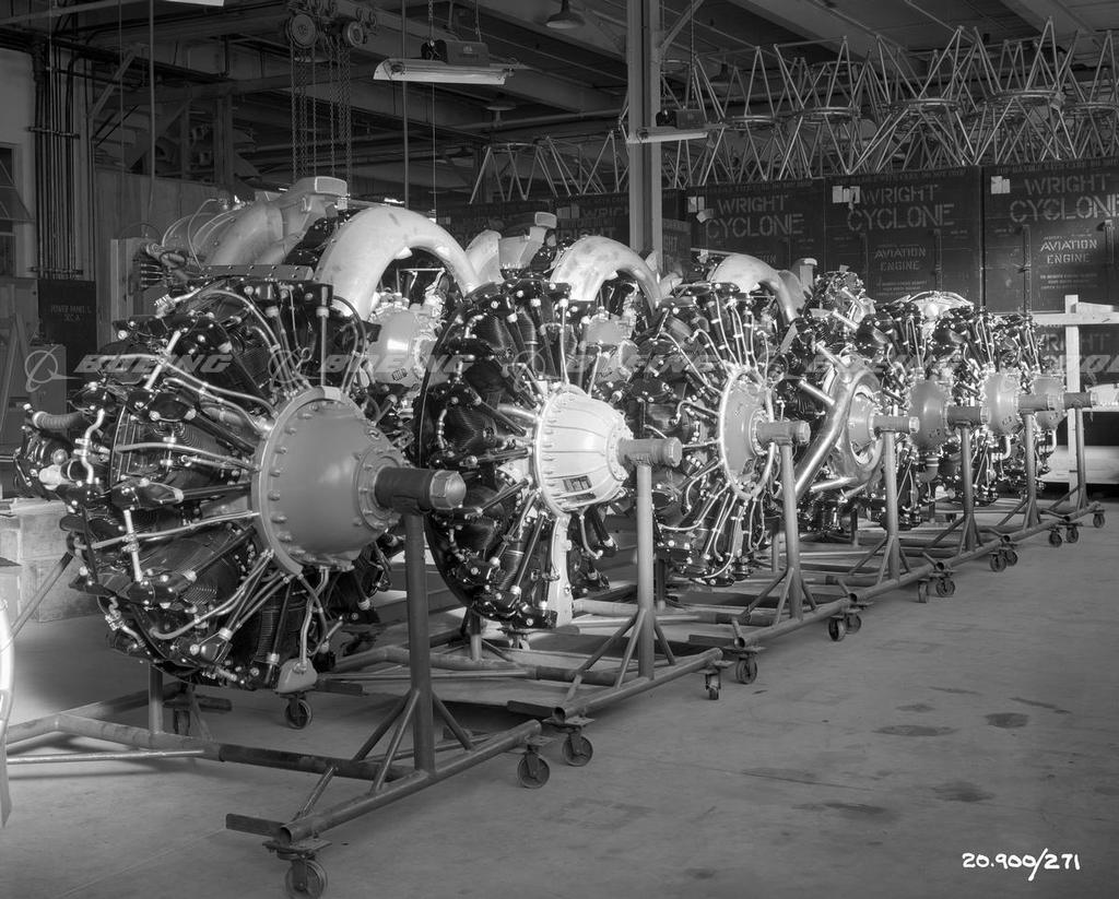 Boeing Images - Wright Cyclone Radial Engine Assembly for B-25 Mitchells