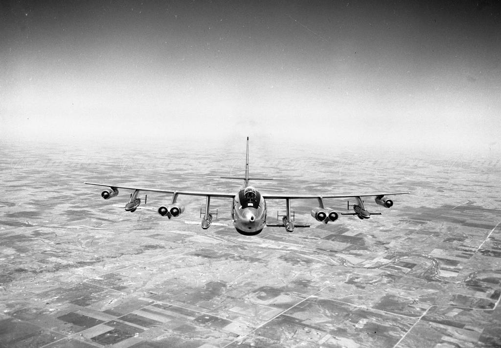 Boeing Images - Boeing XB-47 Carrying GAM-67 Crossbow Anti-Radar Missiles