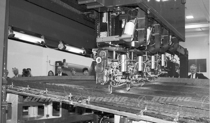 Boeing Images - Stitching Heads and Gantry