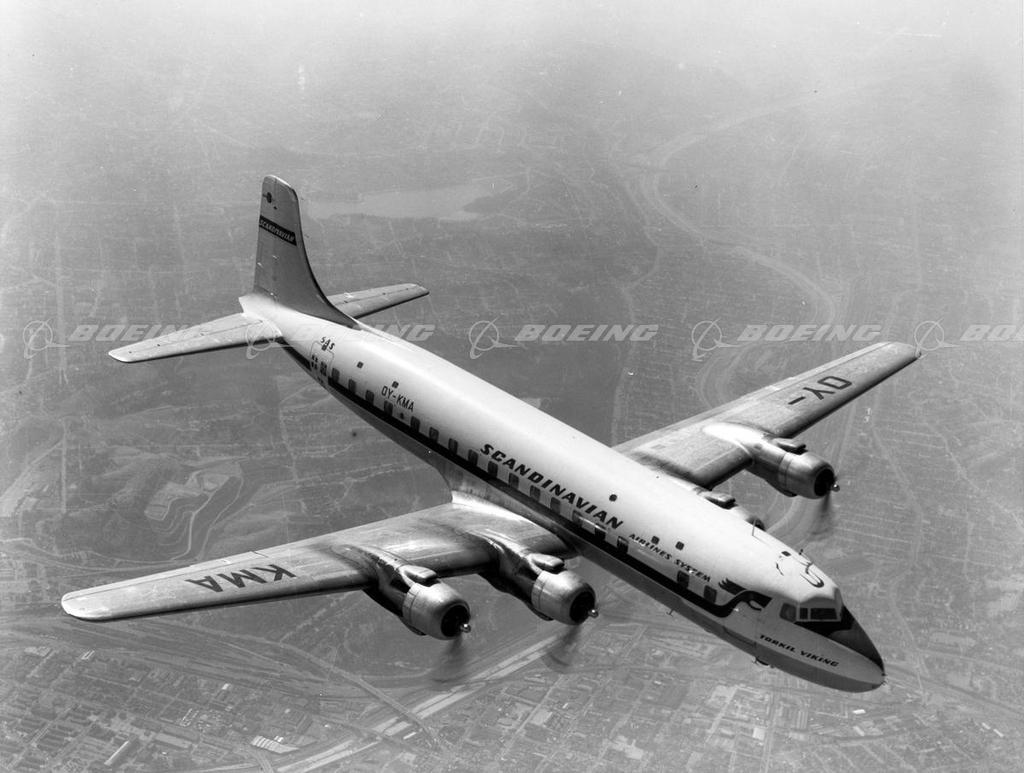 Boeing Images - SAS Douglas DC-6B in Flight over Los Angeles, California