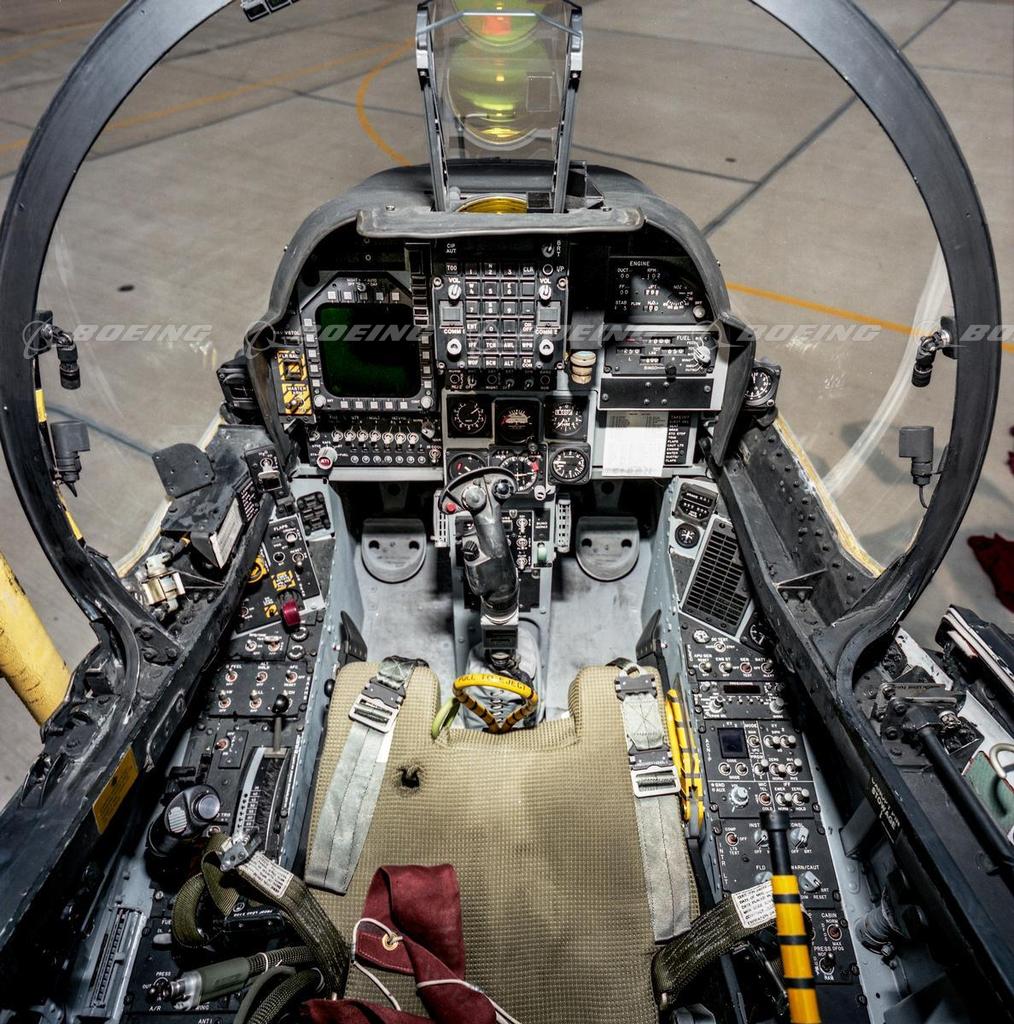Boeing Images - McDonnell Douglas AV-8B Harrier II Night Attack Cockpit ...