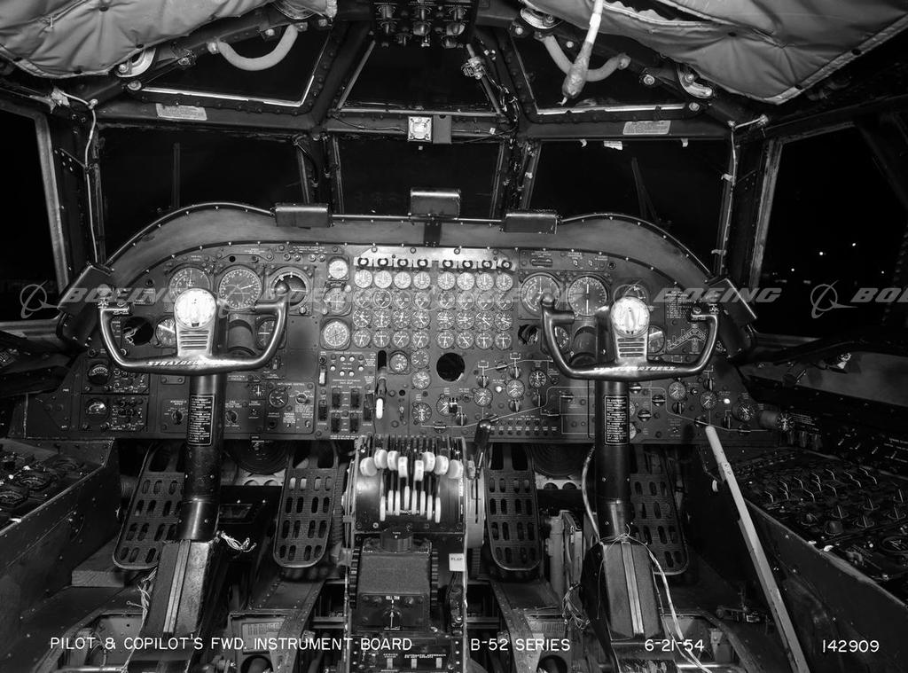 Boeing Images - B-52 Stratofortress Cockpit