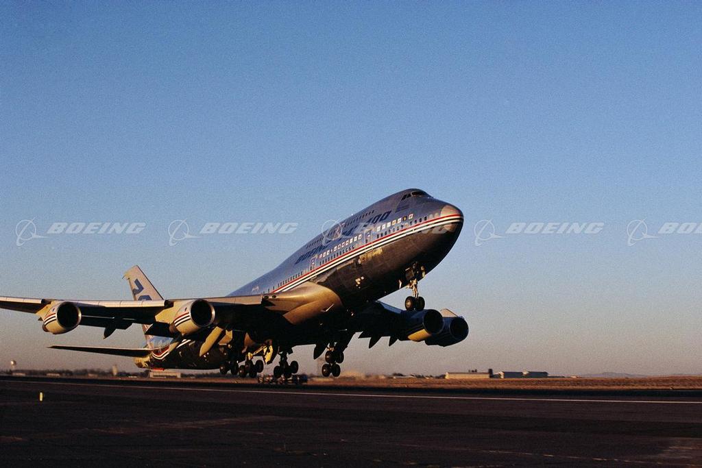 Boeing Images - 747-400 Refused Takeoff Test