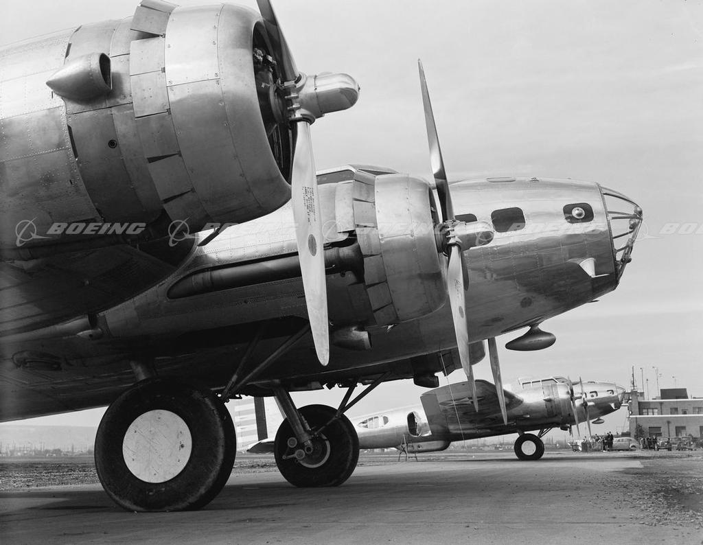 Boeing Images - B-17D Flying Fortress Flight Line