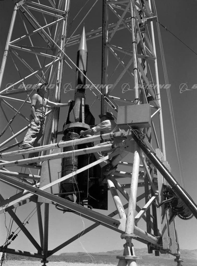 Boeing Images - GAPA in Tower Gantry