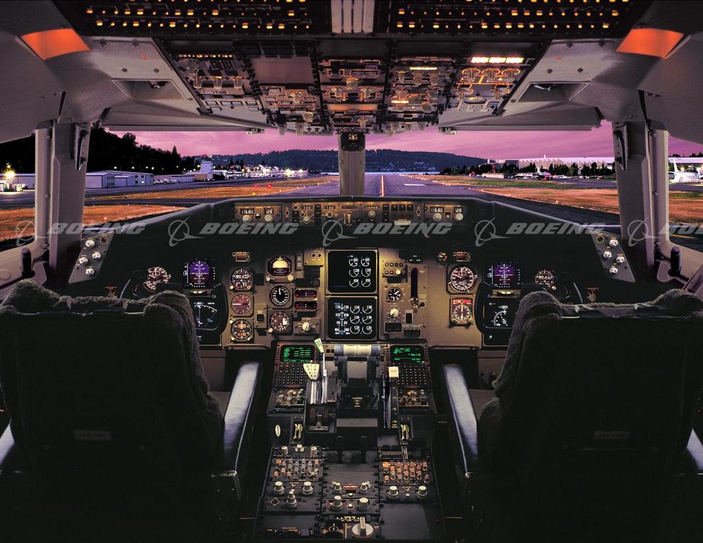 Boeing 757 Cockpit