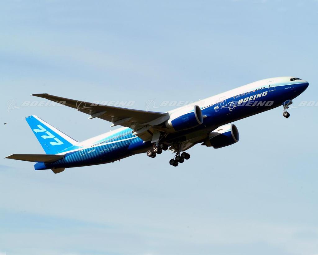 Boeing Images - Boeing 777-200LR, World's Longest Range Airplane, Makes ...