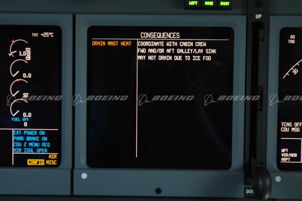 Boeing Images - 717-200 Flight Deck LCD Display
