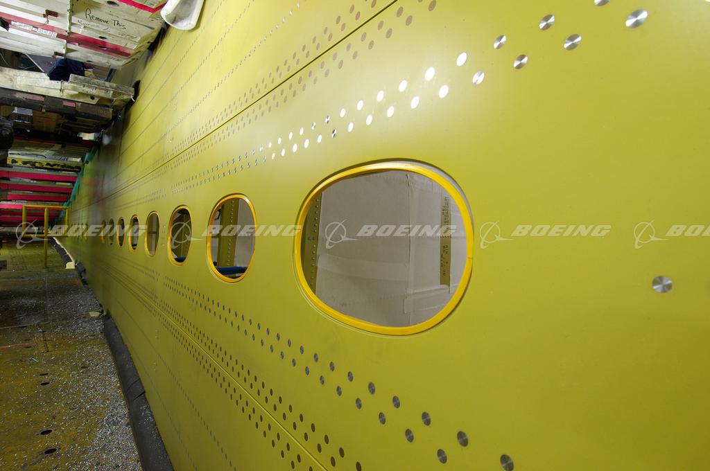 Boeing Images - Boeing 777 Wing Skin