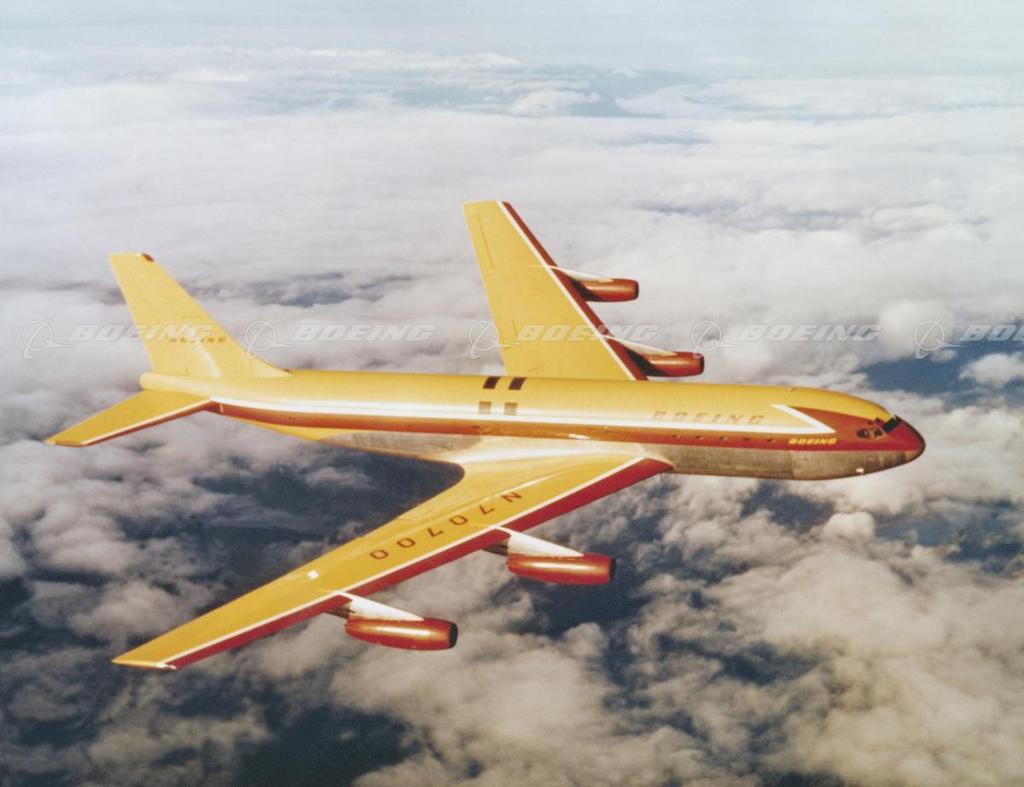 Boeing Images - The Dash 80 in Flight