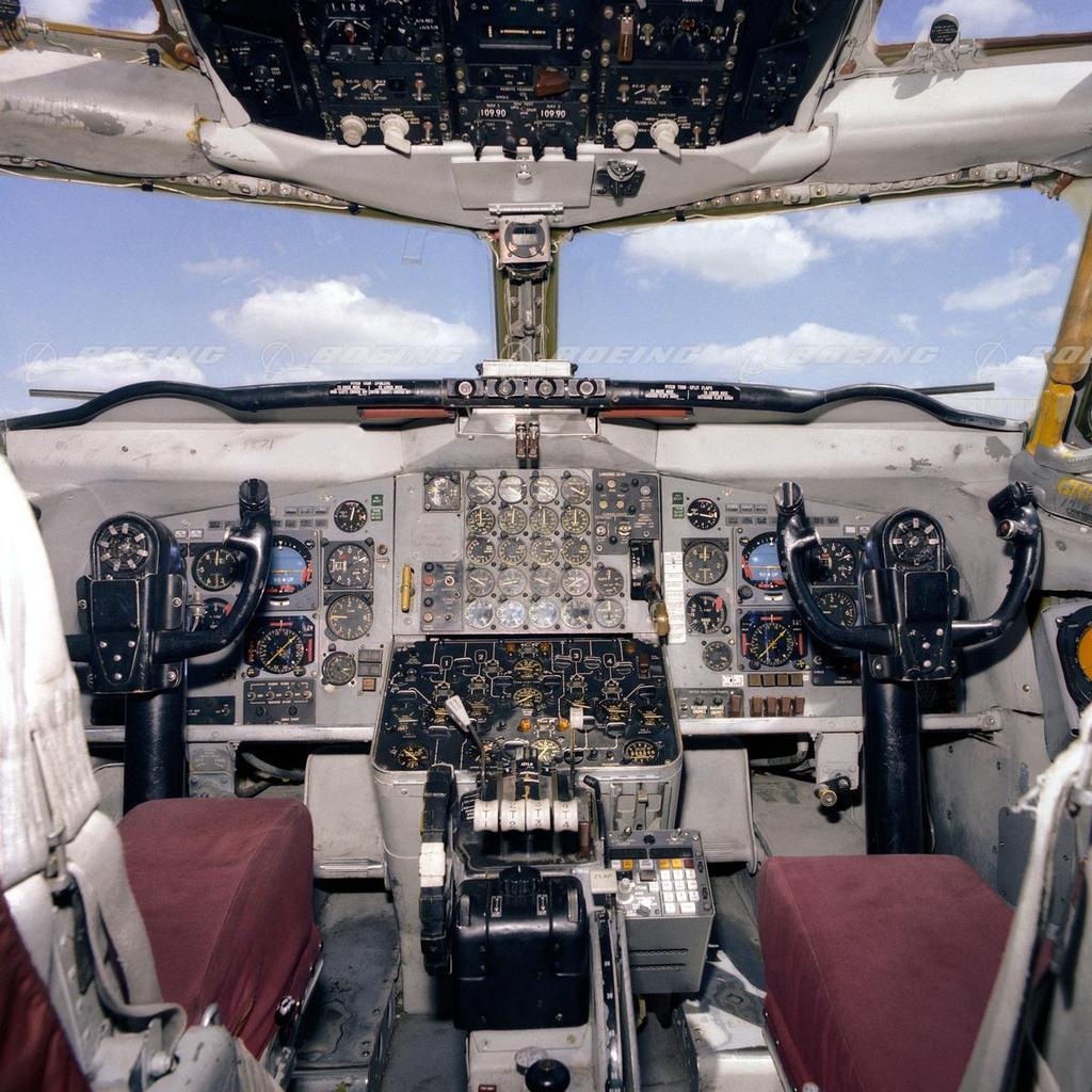 Boeing Images - KC-135 Stratotanker Cockpit