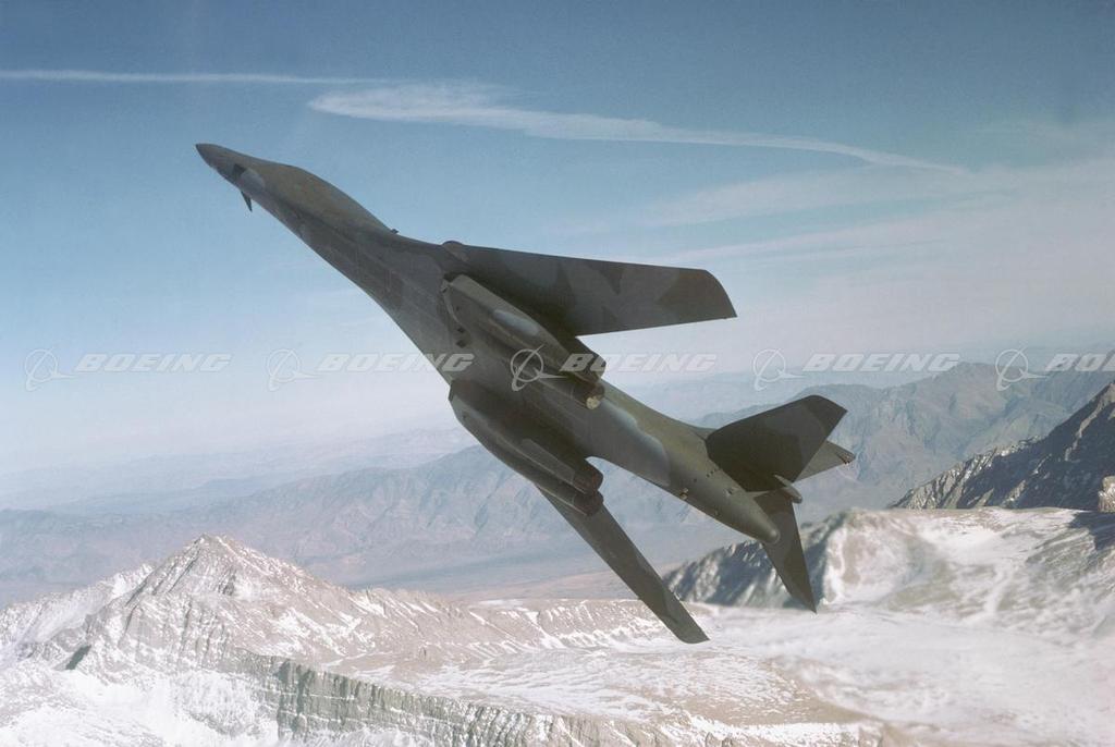 Boeing Images - B-1B Lancer Soaring Skyward