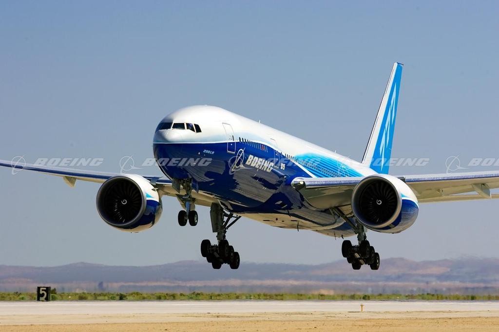 Boeing Images - 777-200LR Successfully Completes World Tour