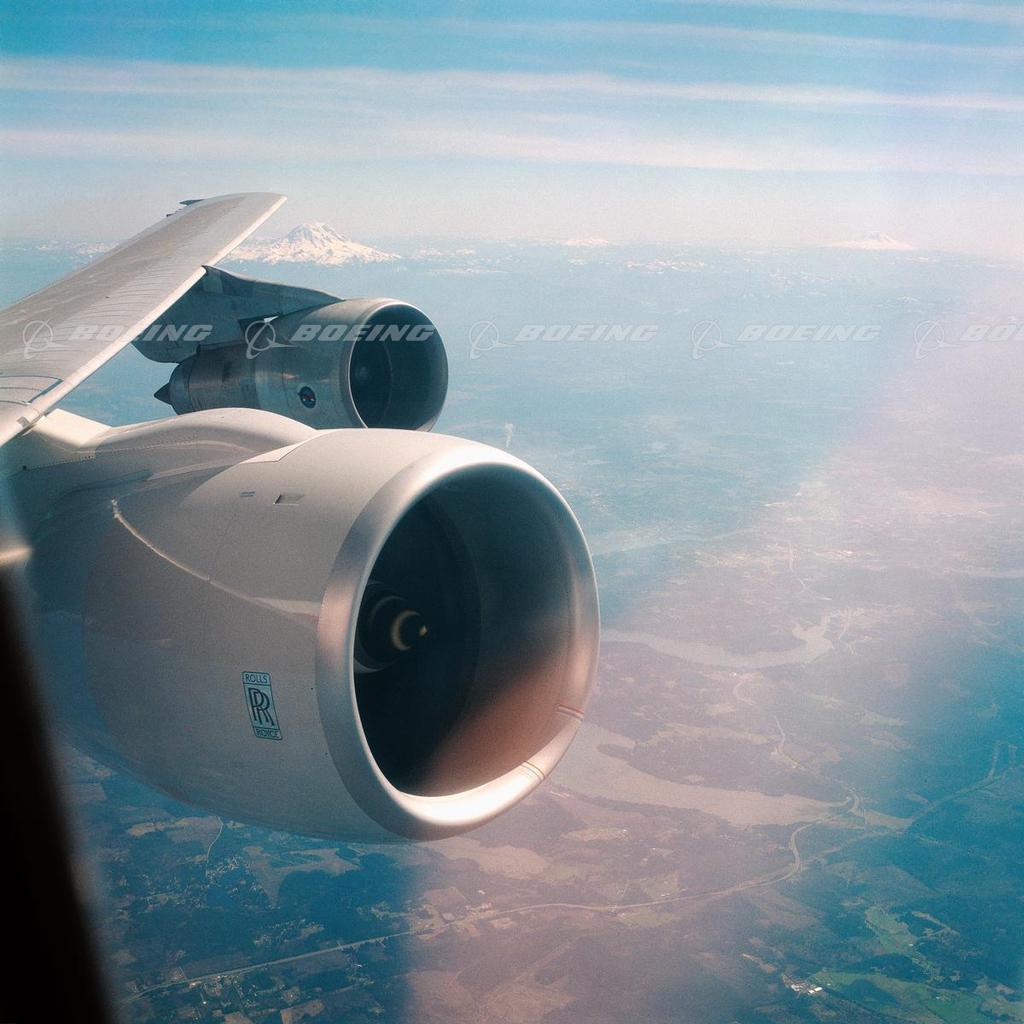 Boeing Images - 747-100 Test Flight for Rolls Royce and Pratt & Whitney ...