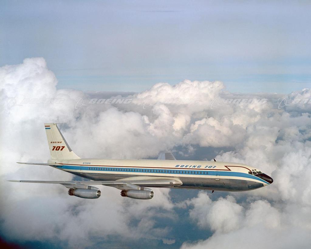 Boeing Images - Pan American Airlines #1 707 Flight