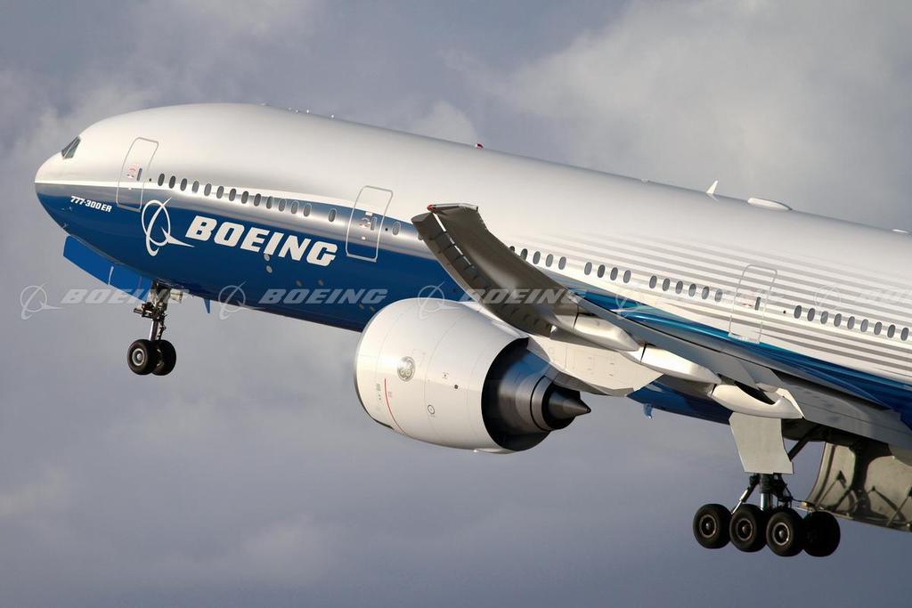 Boeing Images - 777-300ER Takeoff Close Up